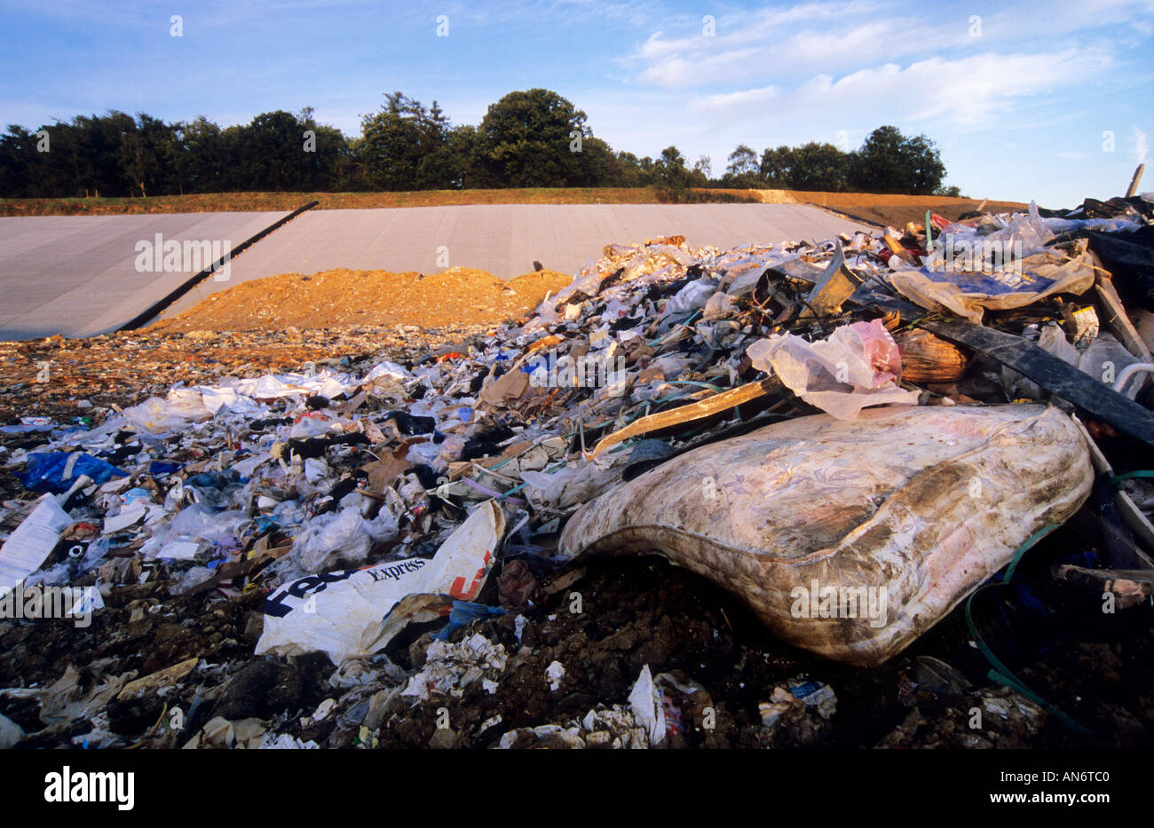 Old dump site hi-res stock photography and images - Alamy