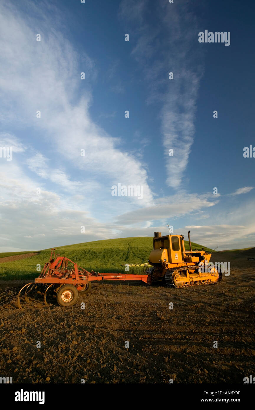 Washington state usa tractor in hi-res stock photography and images - Alamy