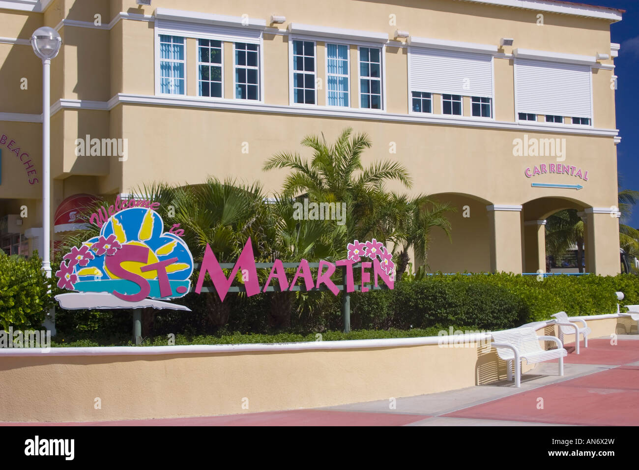 Welcome sign st maarten hi-res stock photography and images - Alamy