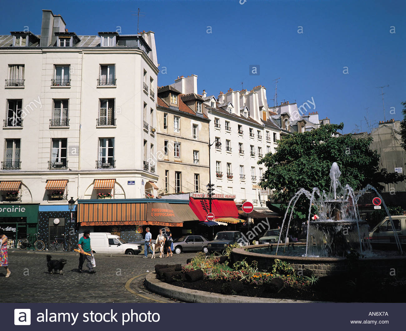 Place De La Contrescarpe Stock Photos & Place De La Contrescarpe Stock ...