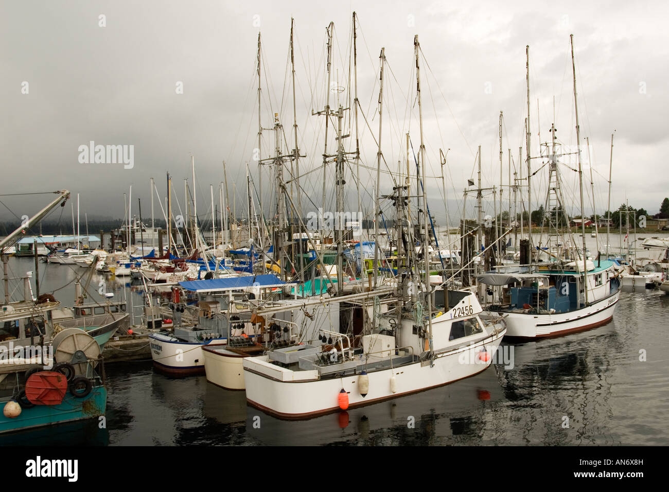 Fishing boats deep bay vancouver hi-res stock photography and images ...