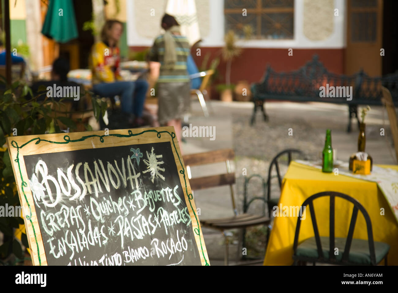 Handwritten menu on blackboard cafe hi-res stock photography and images ...