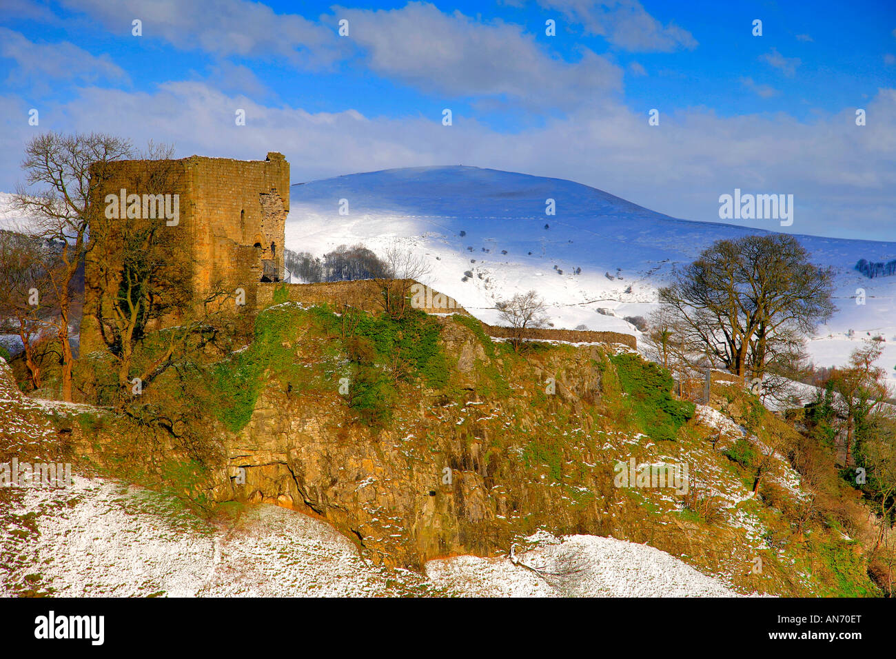 Castleton village hi-res stock photography and images - Alamy