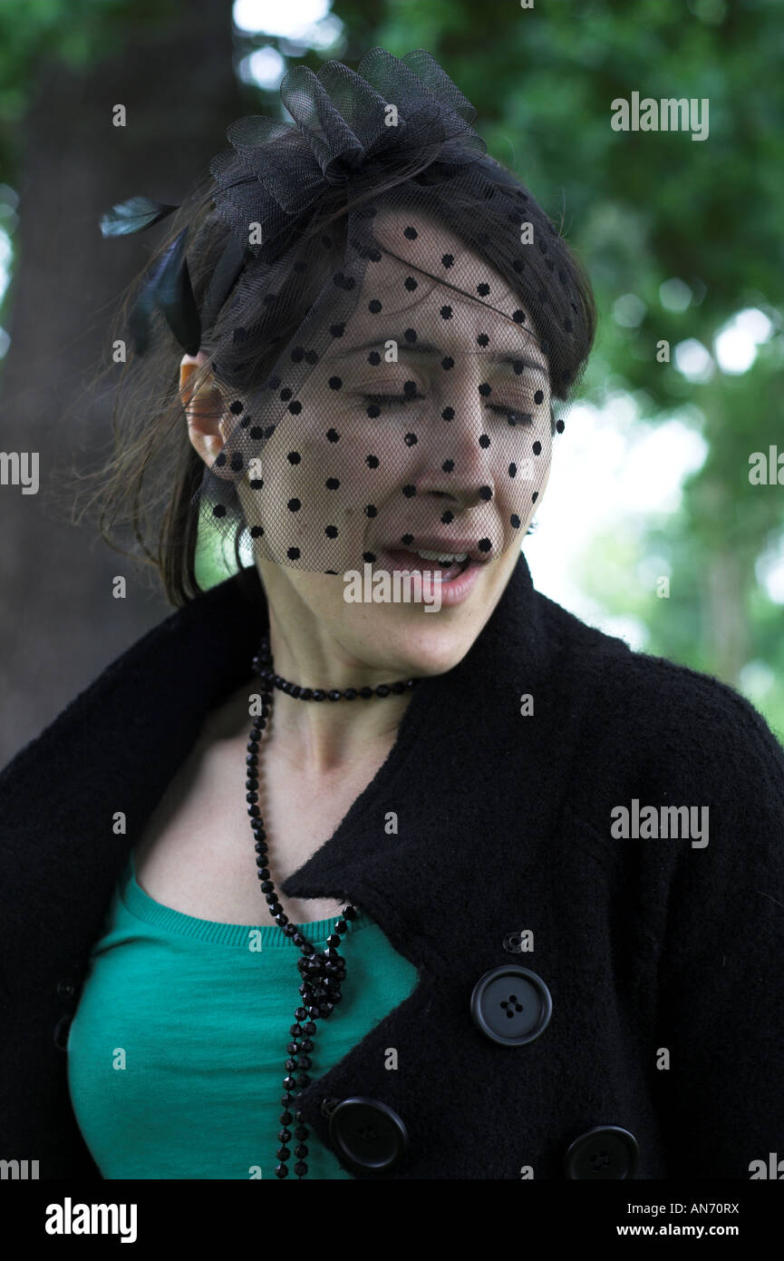 Black veil mourning hi-res stock photography and images - Alamy