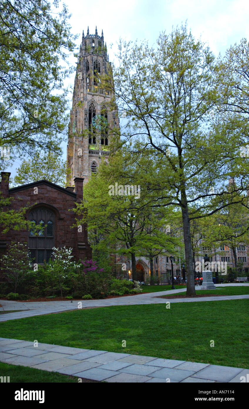 Yale University Harkness Tower New Haven Connecticut USA Stock Photo ...