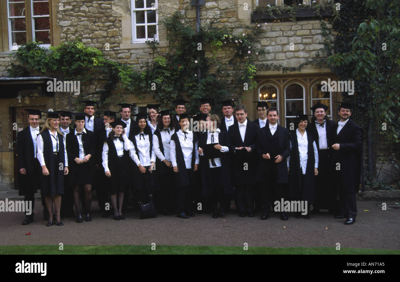 Oxford student matriculation hi-res stock photography and images - Alamy