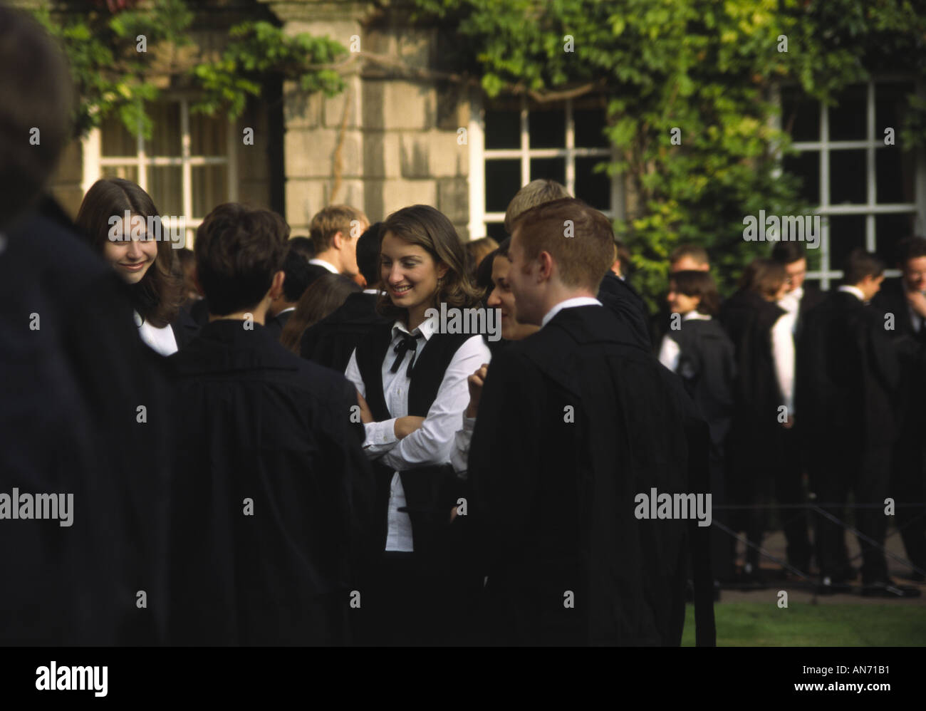 Graduation ceremony in Hertford College Oxford Stock Photo - Alamy