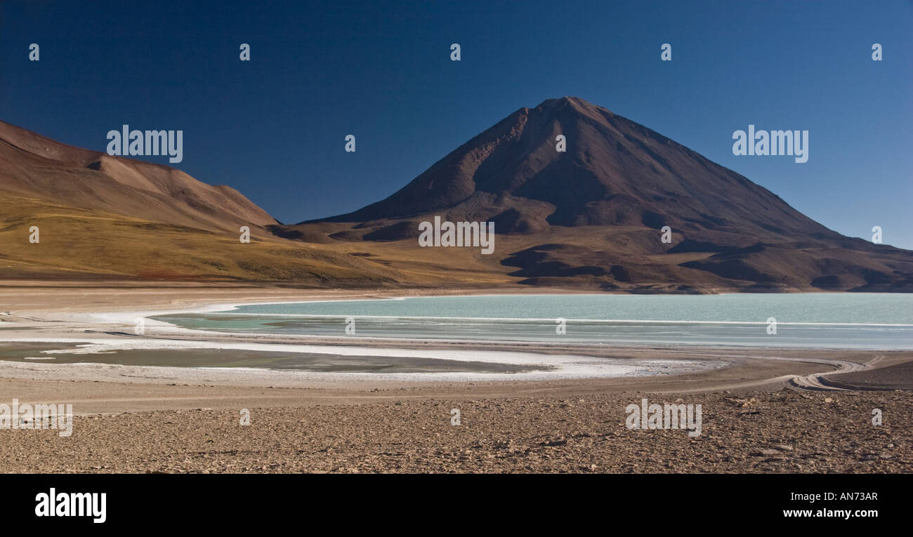Volcan verde hi-res stock photography and images - Alamy
