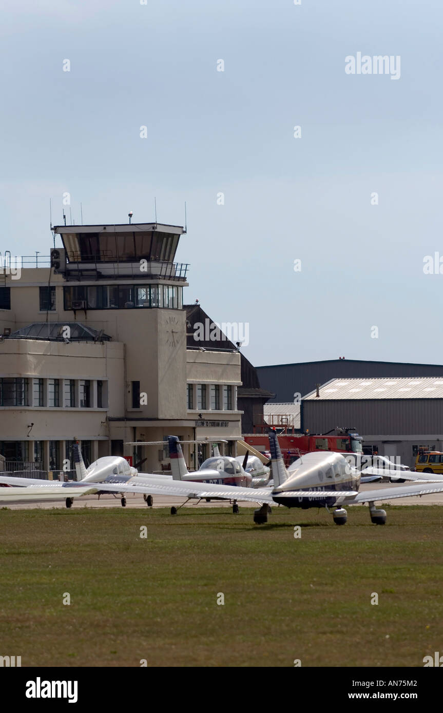 Flight control center hi-res stock photography and images - Alamy