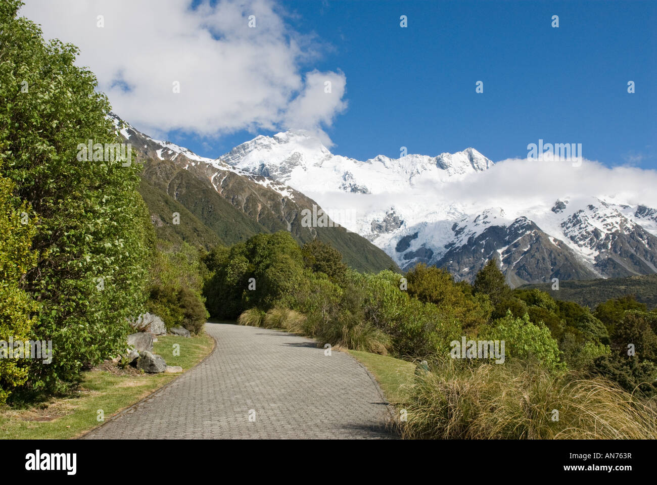Paved walking track from Mt Cook Village in New Zealands Southern Alps ...