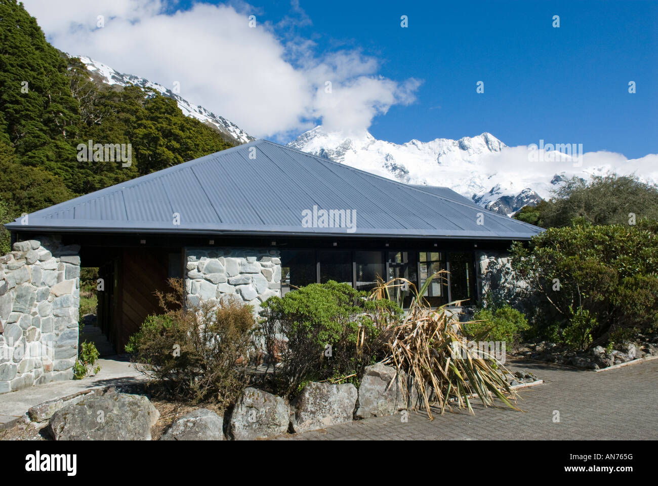 Mt cook village hi-res stock photography and images - Alamy