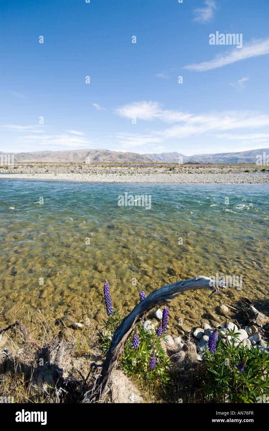 The Ahuriri River near Omarama Stock Photo - Alamy