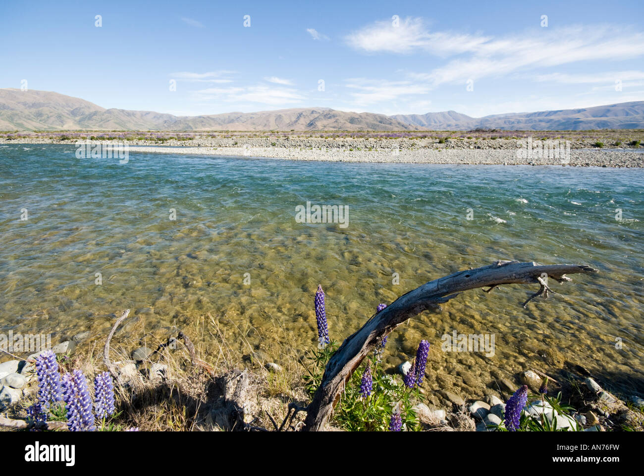 The Ahuriri River near Omarama Stock Photo - Alamy