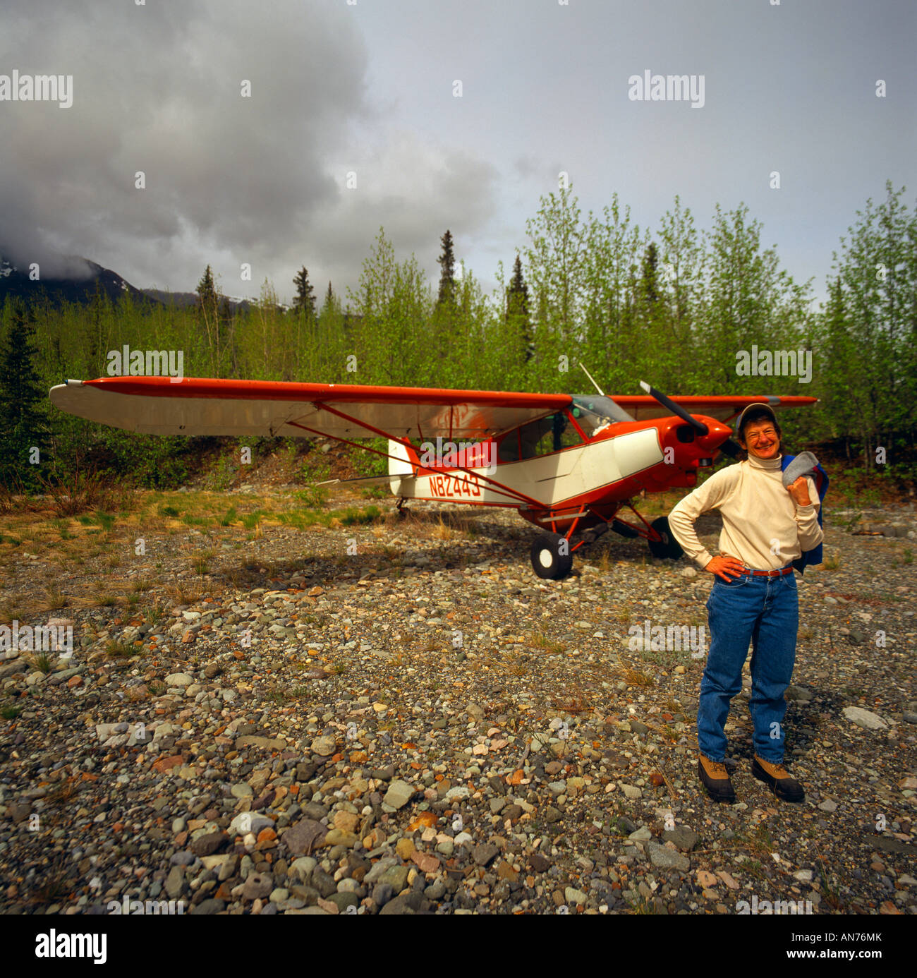 Female bush pilot hi-res stock photography and images - Alamy