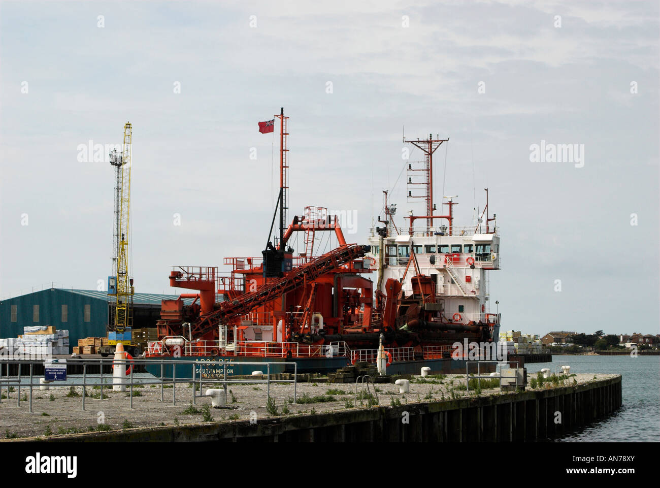 Shoreham port lock hi-res stock photography and images - Alamy