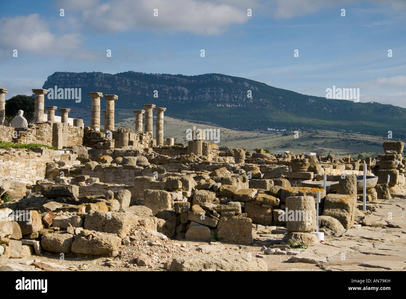 Bolonia roman ruins hi-res stock photography and images - Alamy