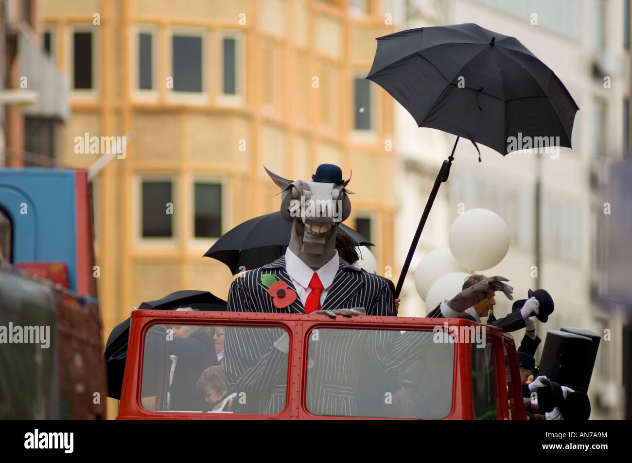 Open parade float hi-res stock photography and images - Alamy