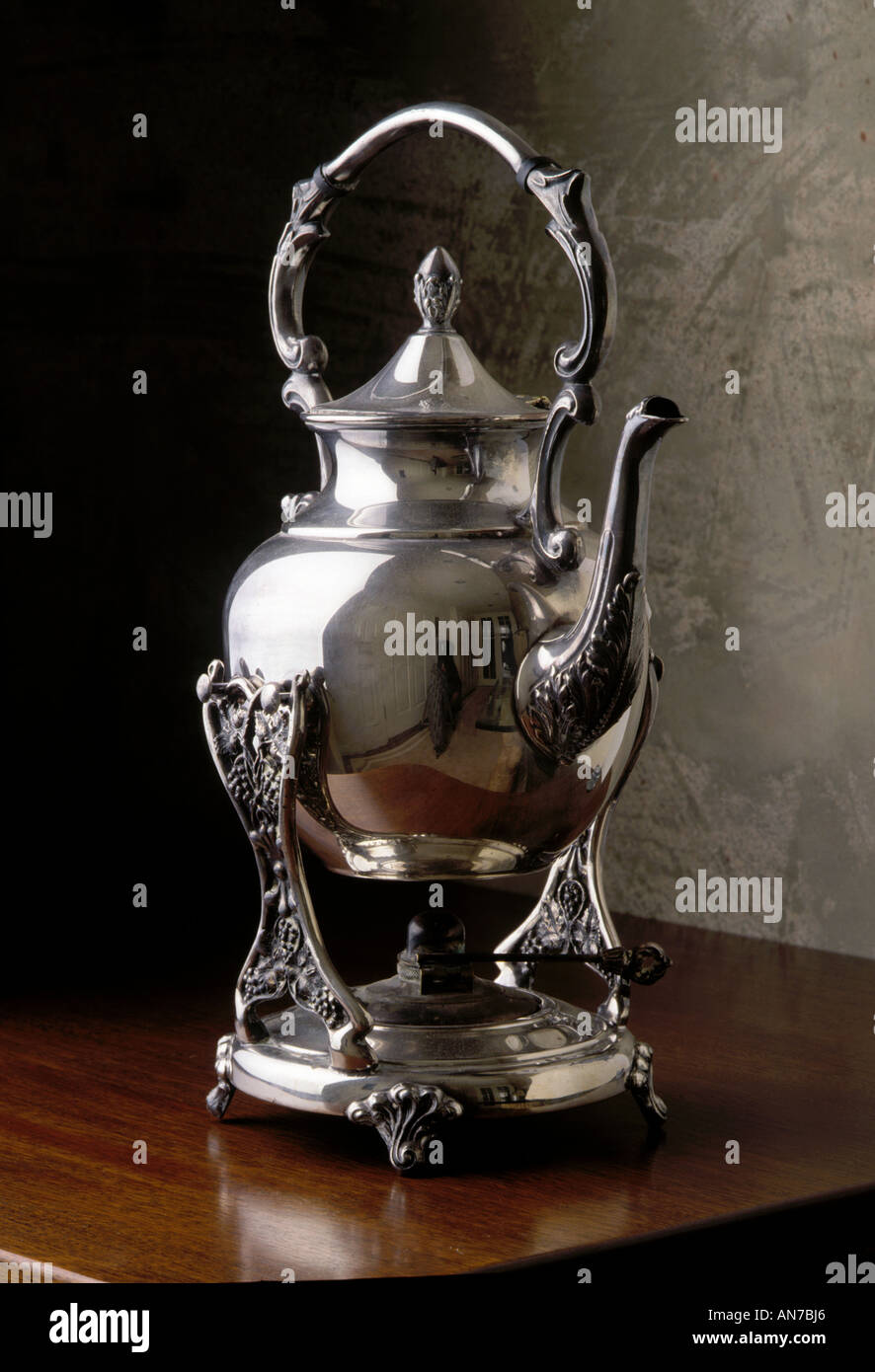 ANTIQUE SILVER TEA POT Stock Photo - Alamy