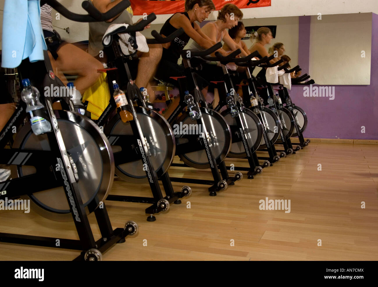 Spinning good health aerobics exercices hi-res stock photography and ...