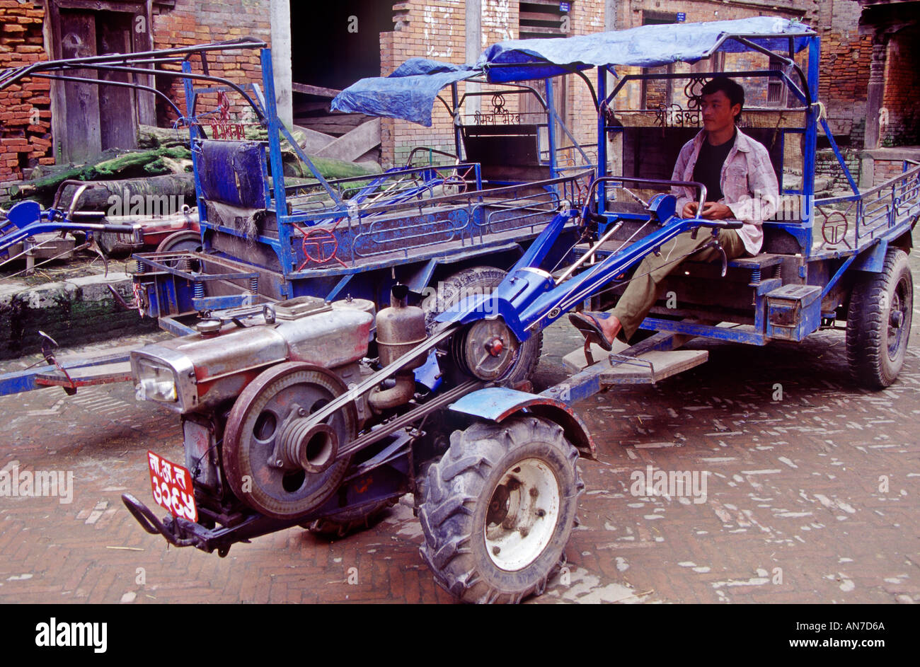 Primitive engine hi-res stock photography and images - Alamy