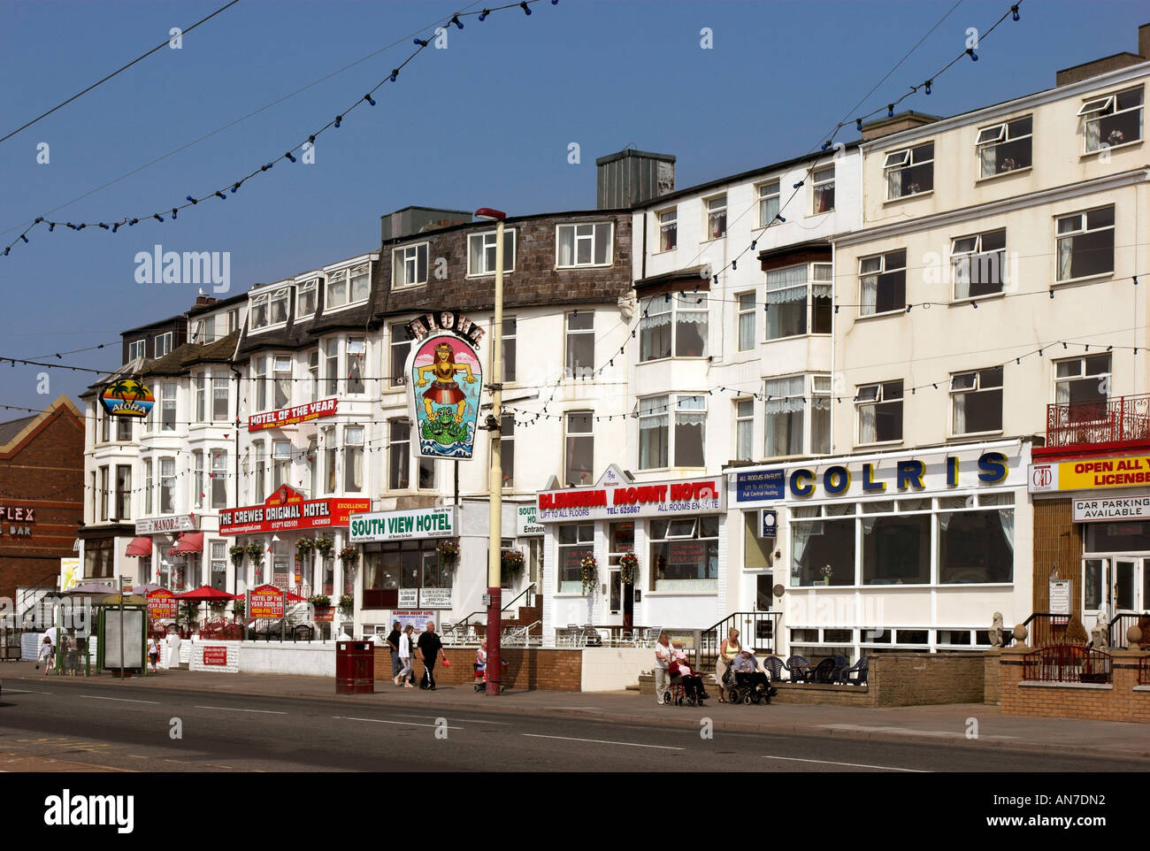 Hotel blackpool summer High Resolution Stock Photography and Images - Alamy