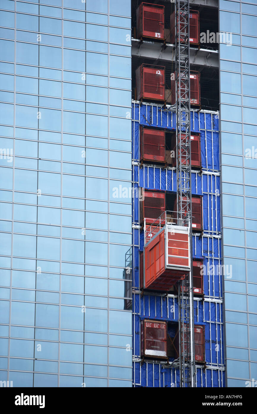 Temporary elevator hi-res stock photography and images - Alamy