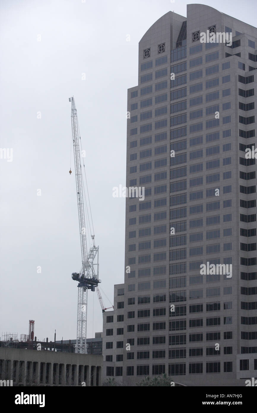 Building crain hi-res stock photography and images - Alamy