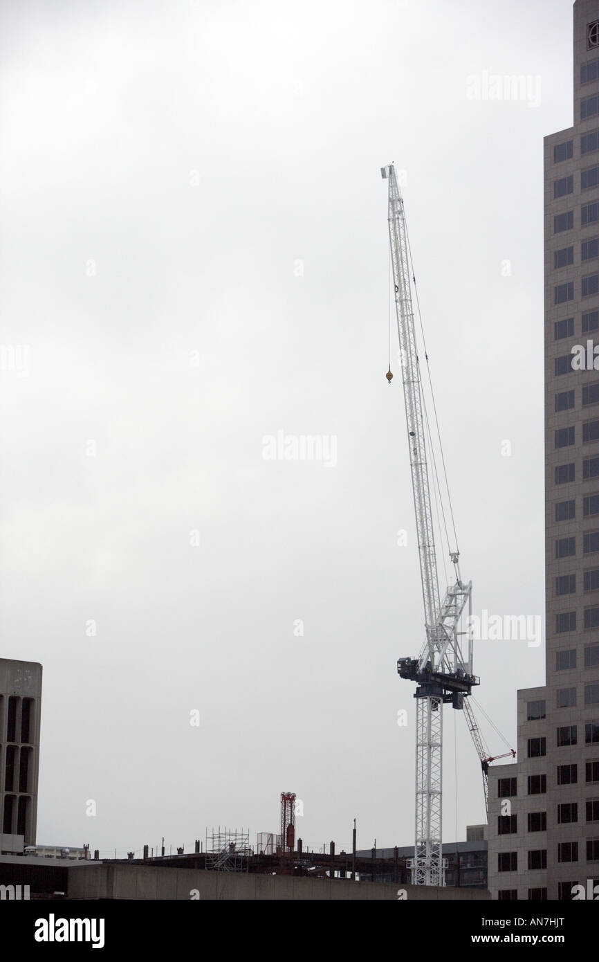 Lifting crain hi-res stock photography and images - Alamy