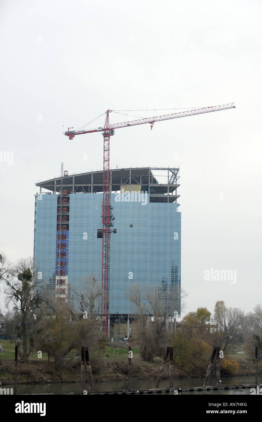 Heavy duty crain hi-res stock photography and images - Alamy