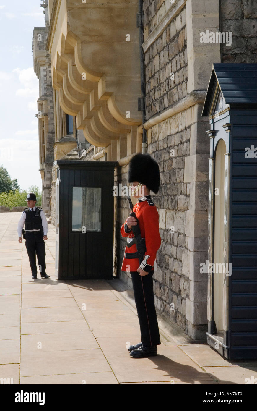 Guard duty sentry box hi-res stock photography and images - Alamy