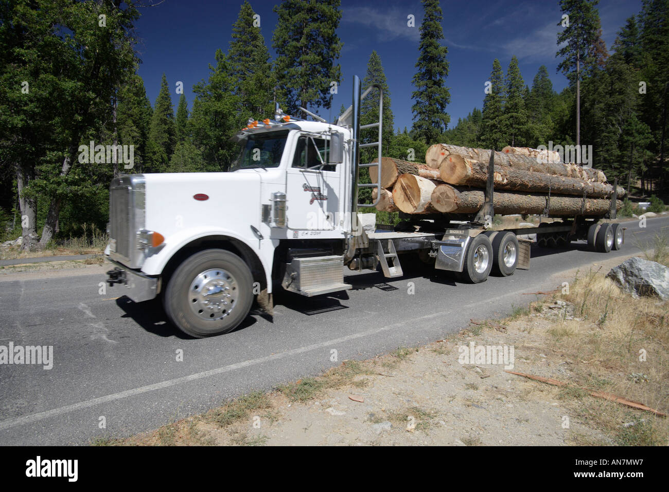 Lorry truck wood hi-res stock photography and images - Alamy