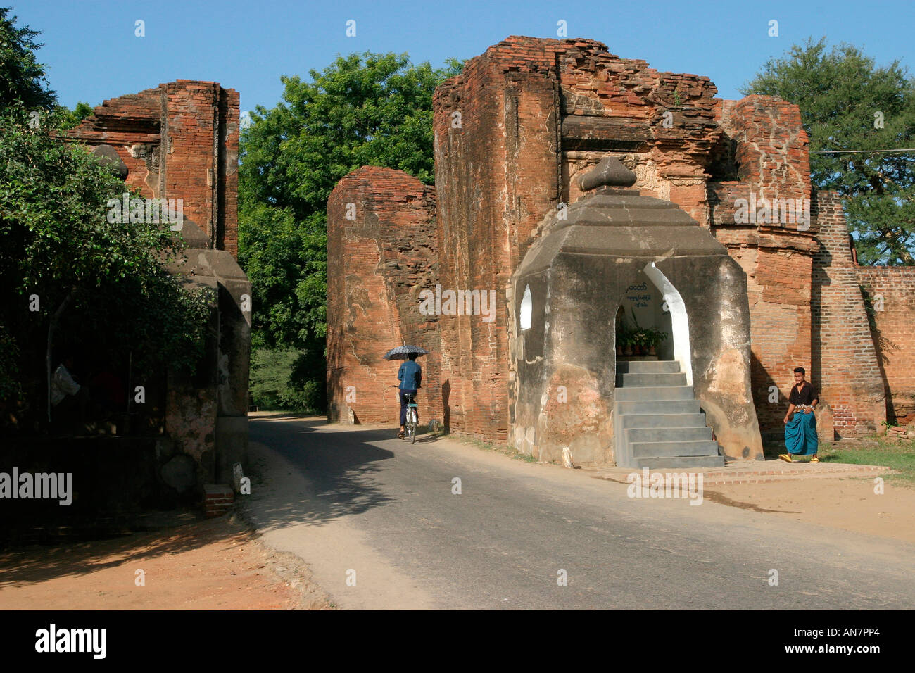 The eastern Tharaba Gateway, Old Bagan, Burma, (Myanmar Stock Photo - Alamy