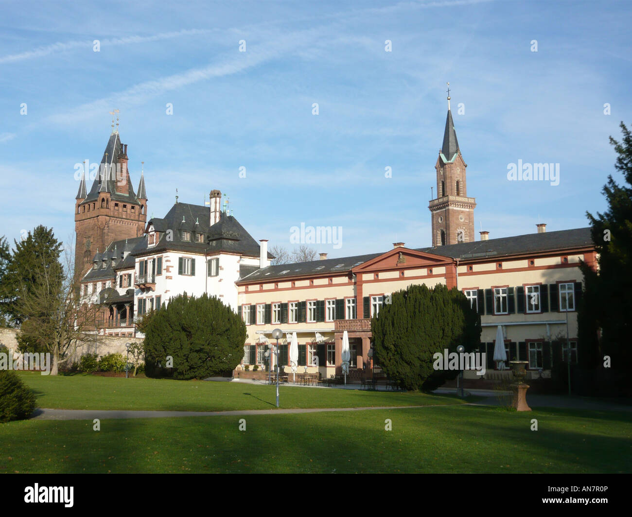 Weinheimer hi-res stock photography and images - Alamy