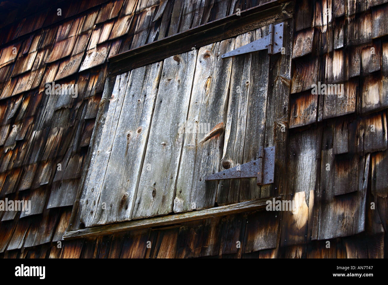 The side of an old barn and the hay door Stock Photo - Alamy