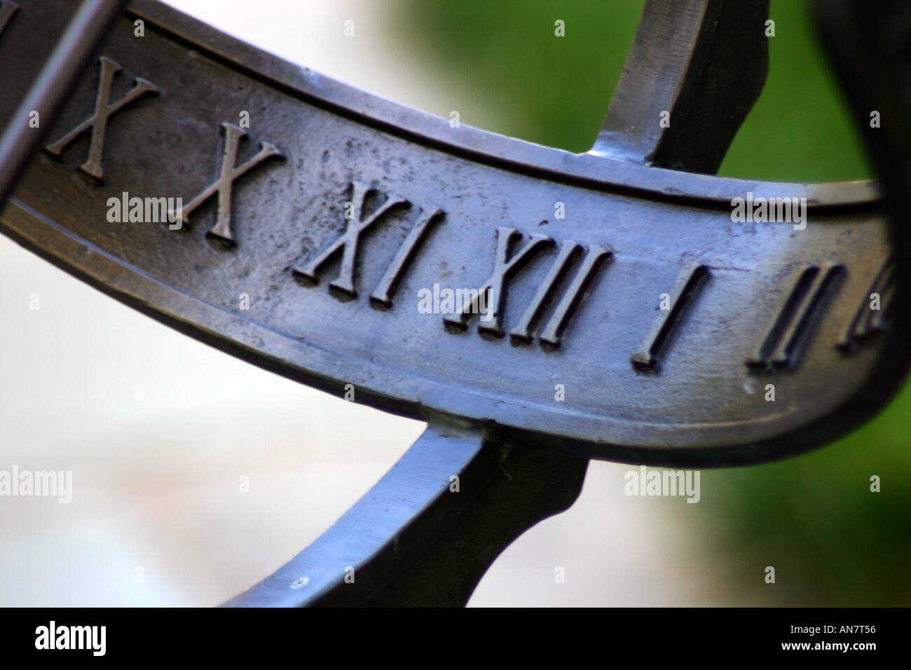 The sun dial hi-res stock photography and images - Alamy