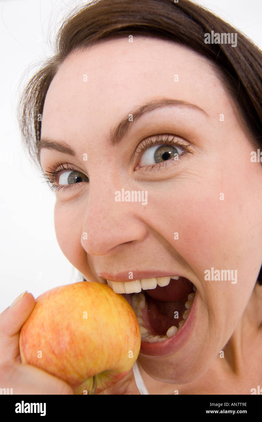 Tempted with an apple hi-res stock photography and images - Alamy