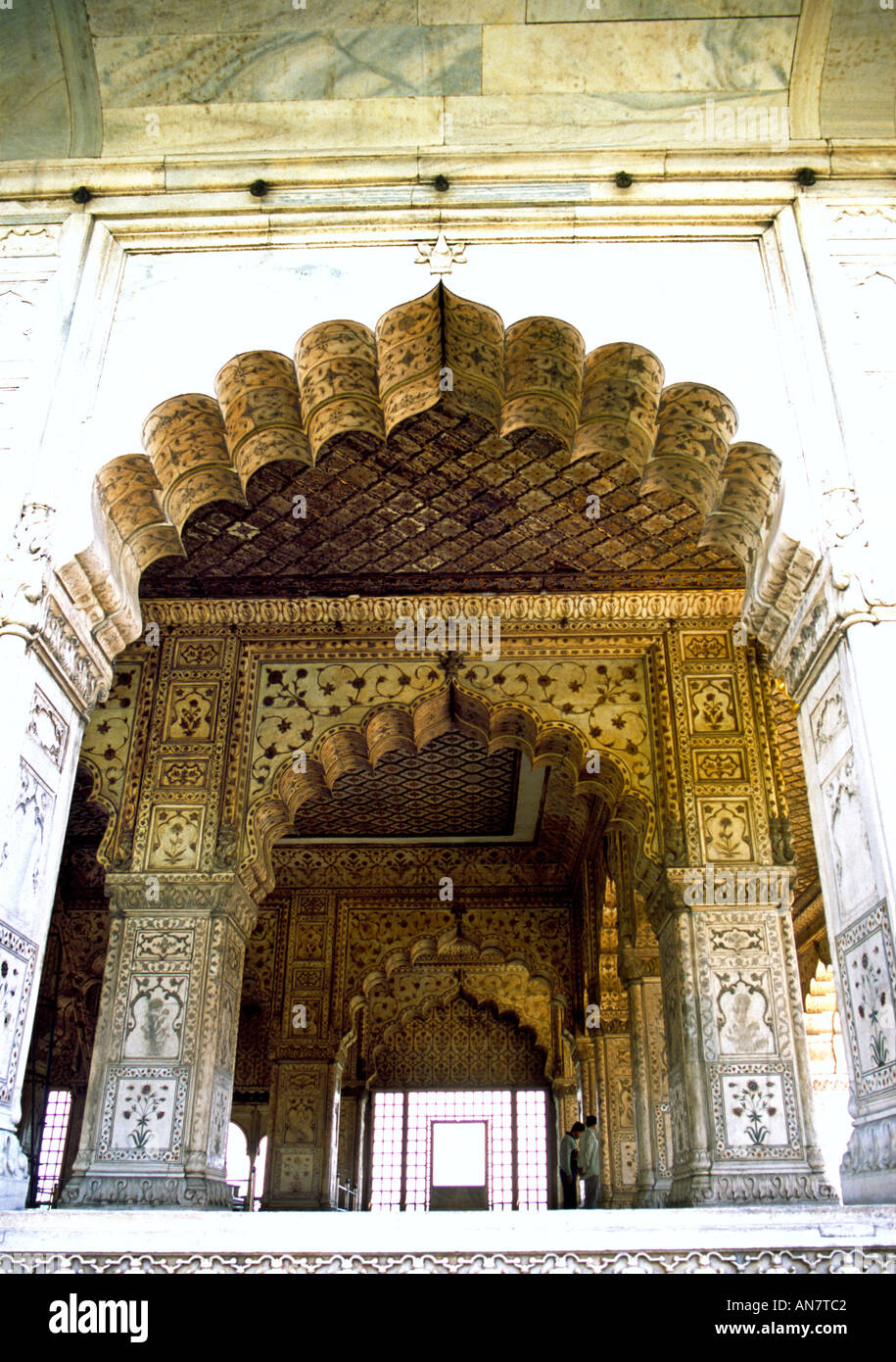 Red fort agra shah jahan hi-res stock photography and images - Alamy