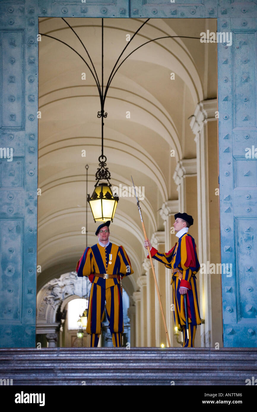 Swiss guard hi-res stock photography and images - Alamy