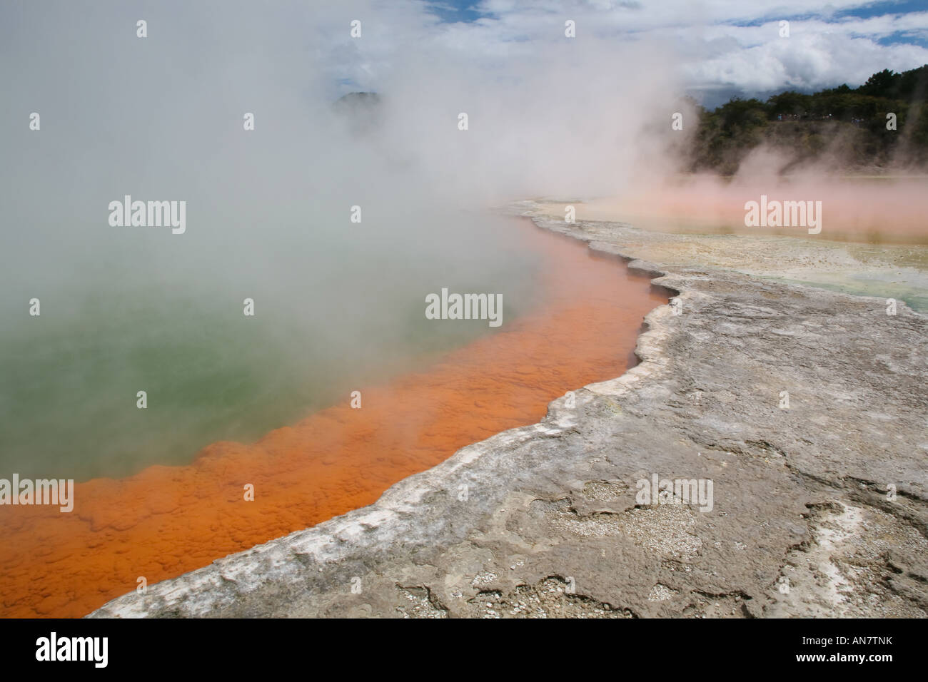 Edge of the Champagne Pool, Wai-O-Tapu Thermal Wonderland, New Zealand ...
