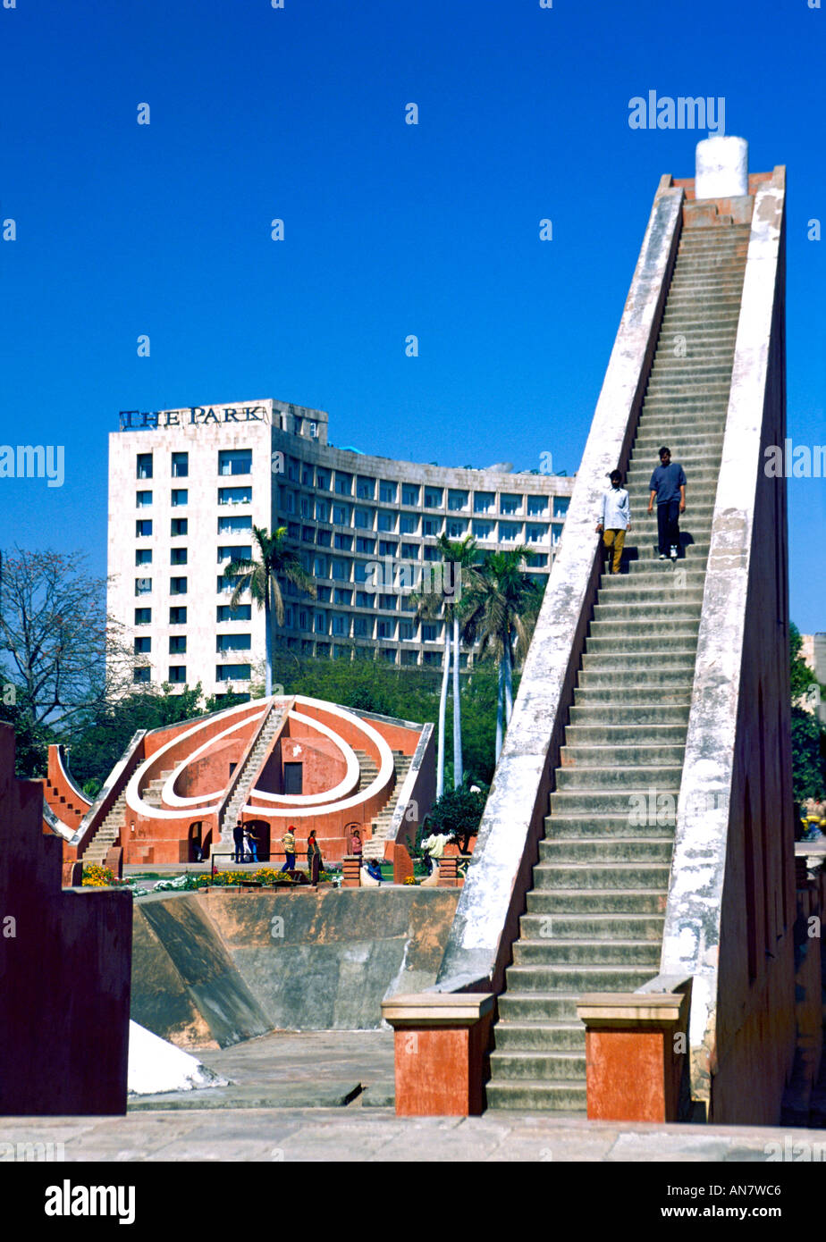Flight of stairs hi-res stock photography and images - Alamy