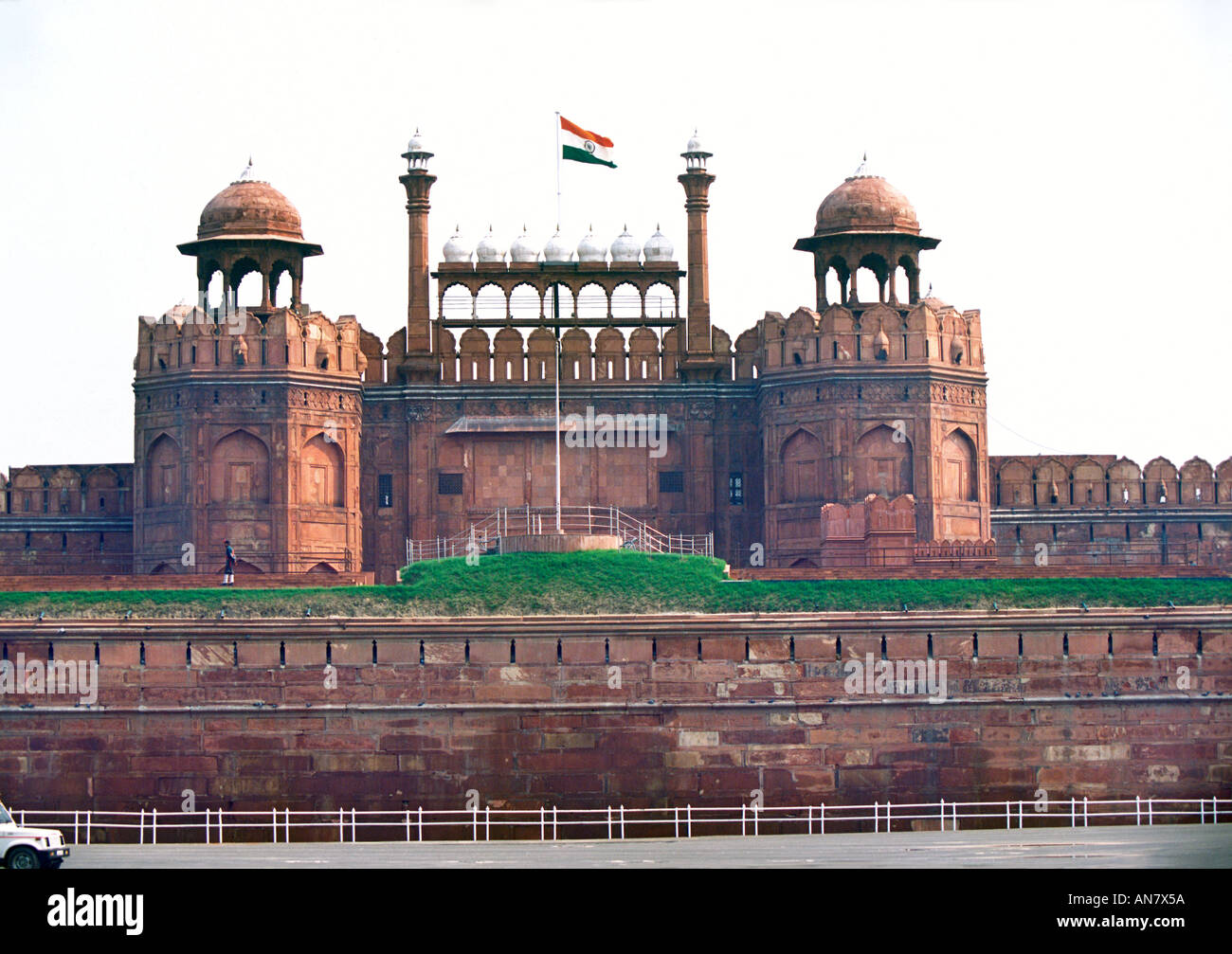 Red Fort a most spectacular piece of Mughal Architecture built by ...