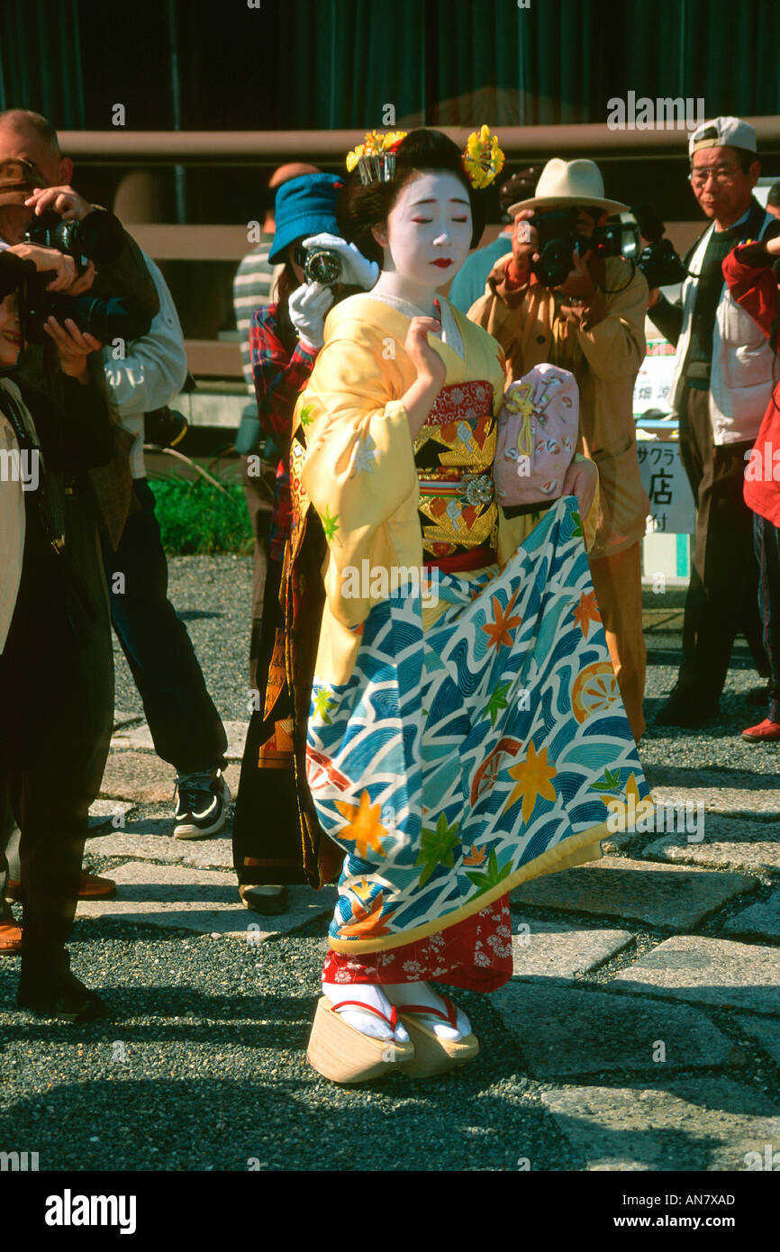 Japanese geisha being photographed Kyoto Japan Stock Photo - Alamy