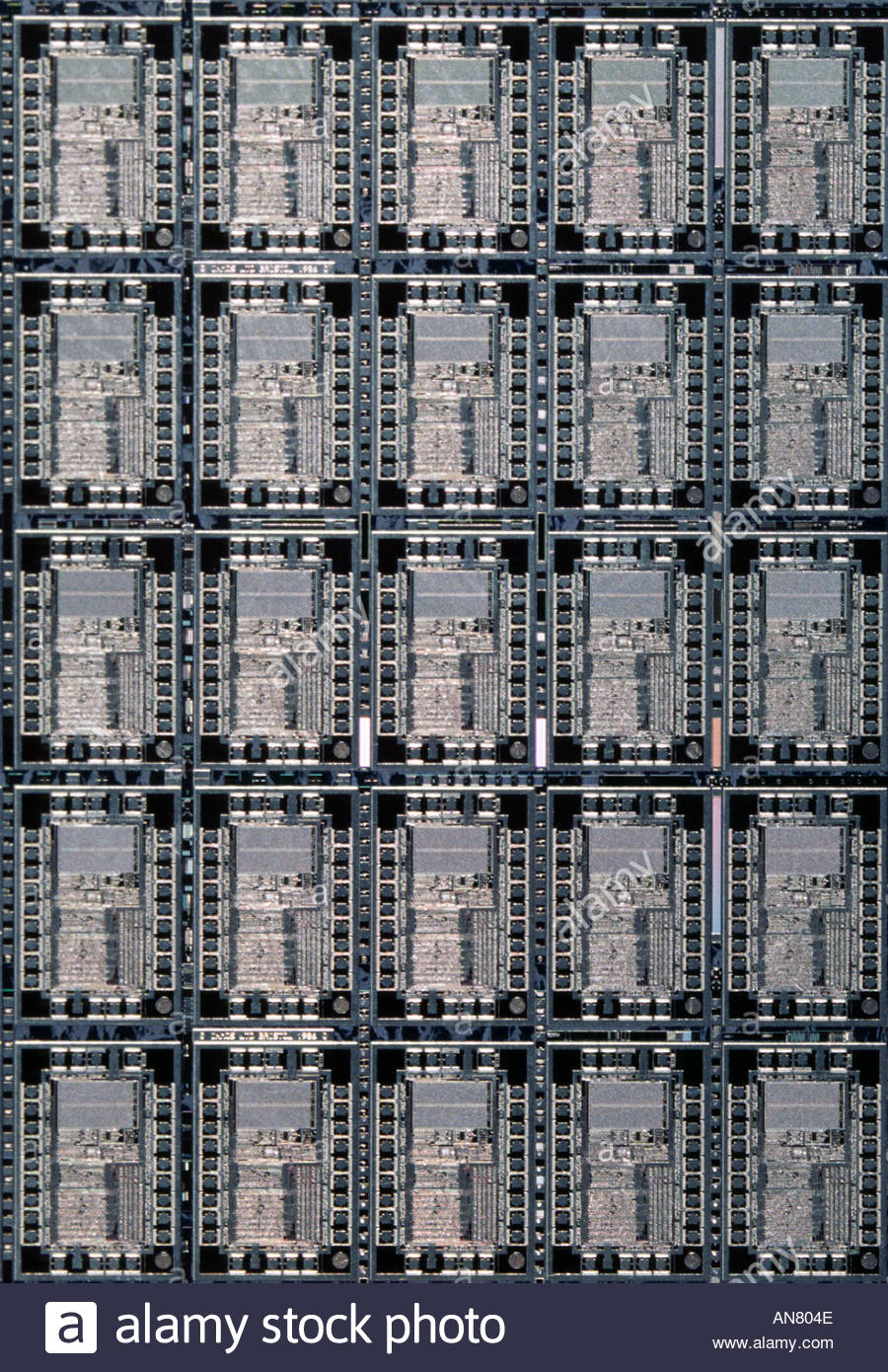 Silicon Wafer Stock Photos & Silicon Wafer Stock Images - Alamy