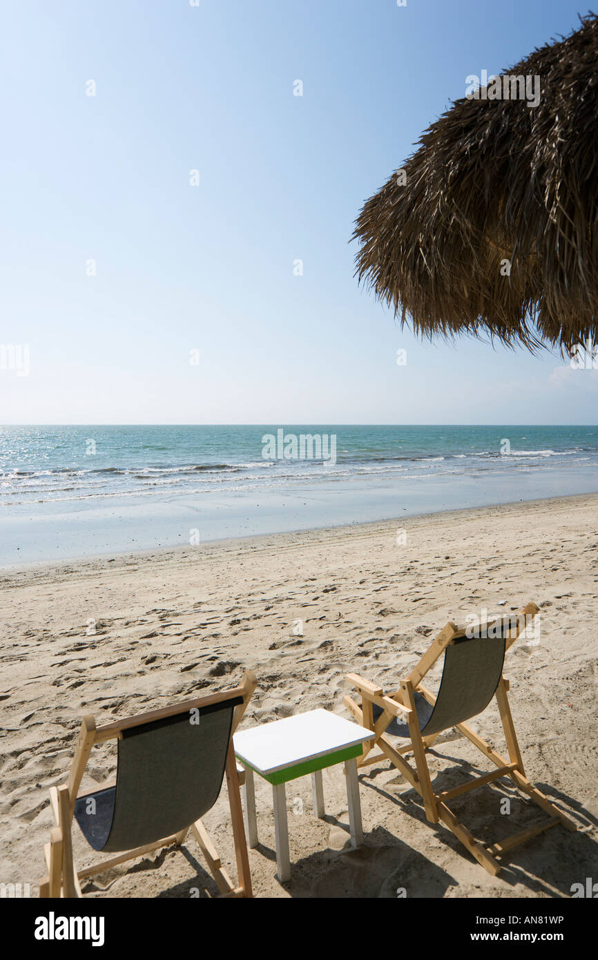 Beach in town centre bucerias hi-res stock photography and images - Alamy