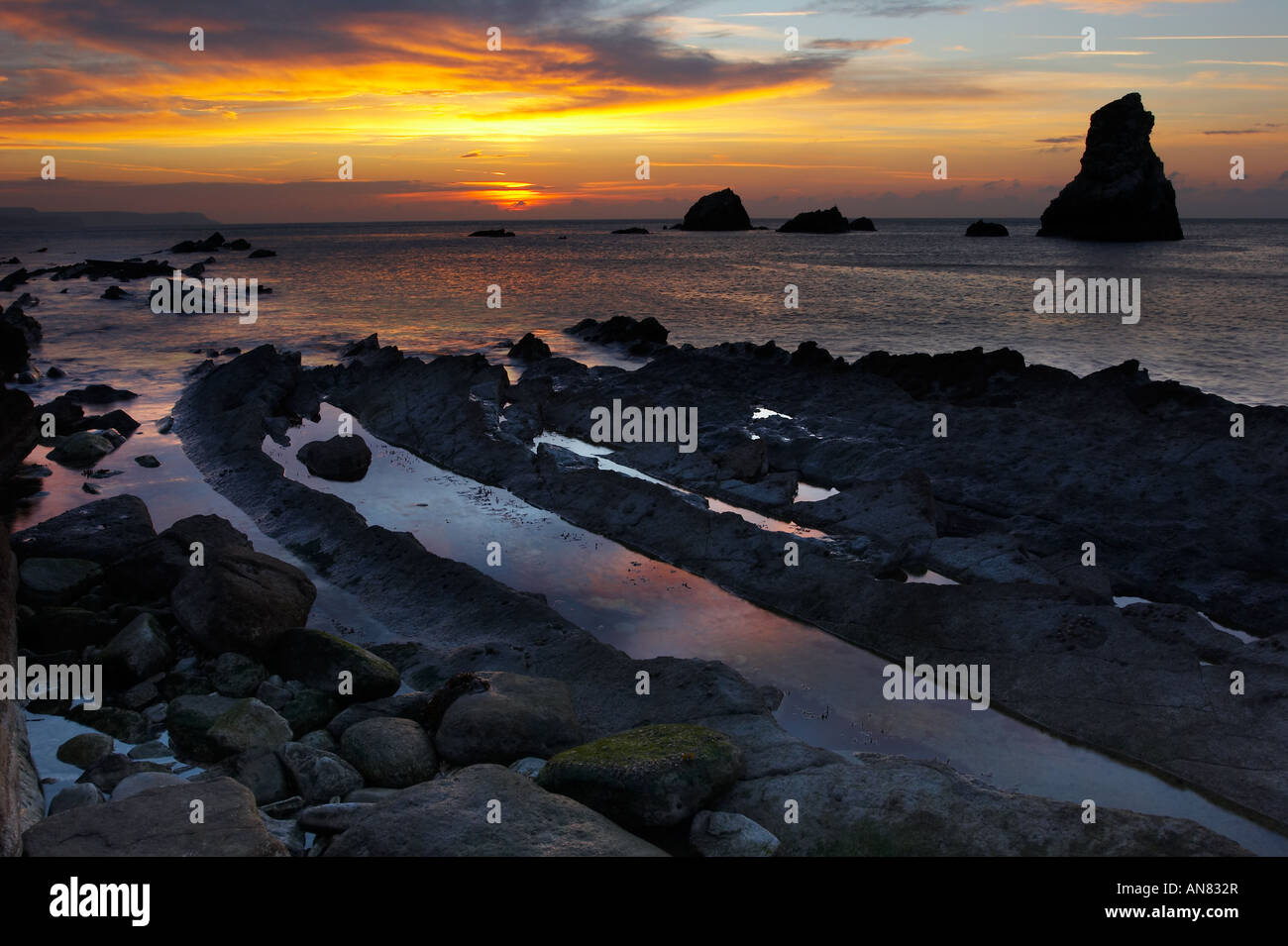 Mupe Bay, Dorset, UK Stock Photo - Alamy