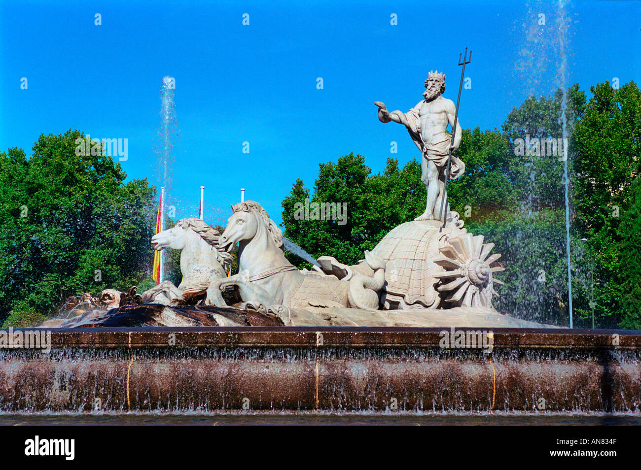 Fuente de neptune neptuno hi-res stock photography and images - Alamy
