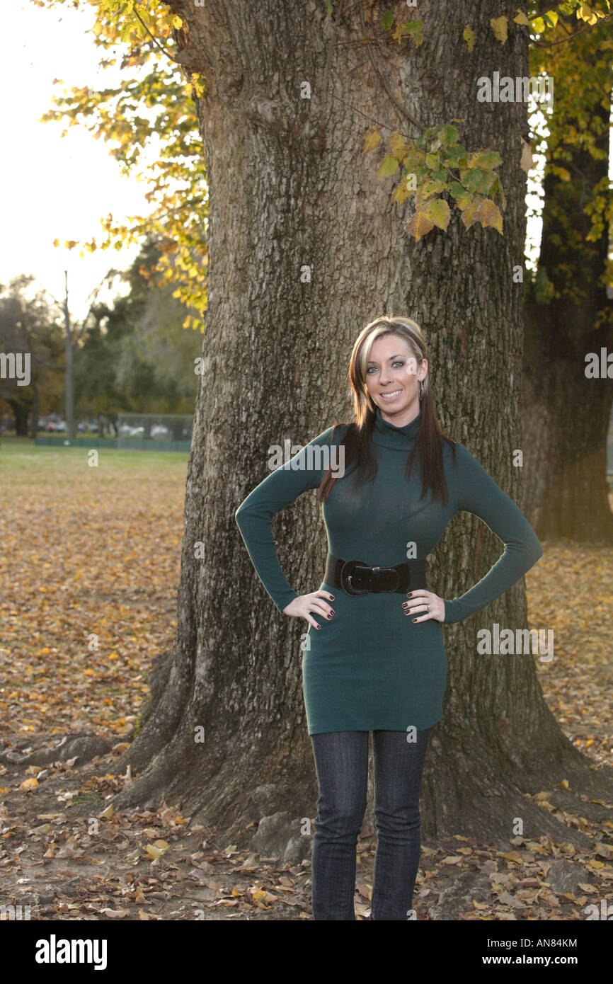 Poseing hi-res stock photography and images - Alamy