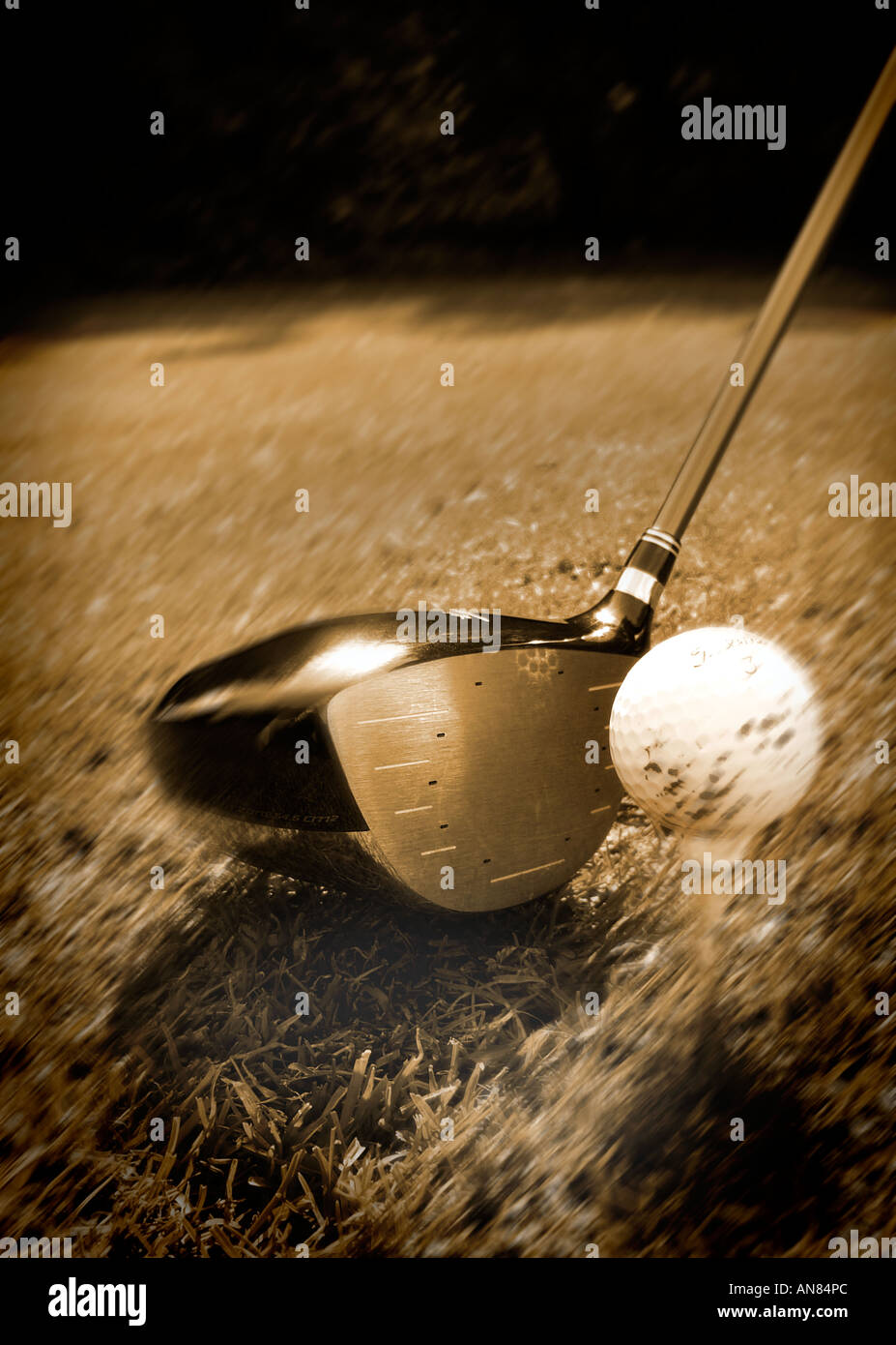 Addressing golf ball hi-res stock photography and images - Alamy