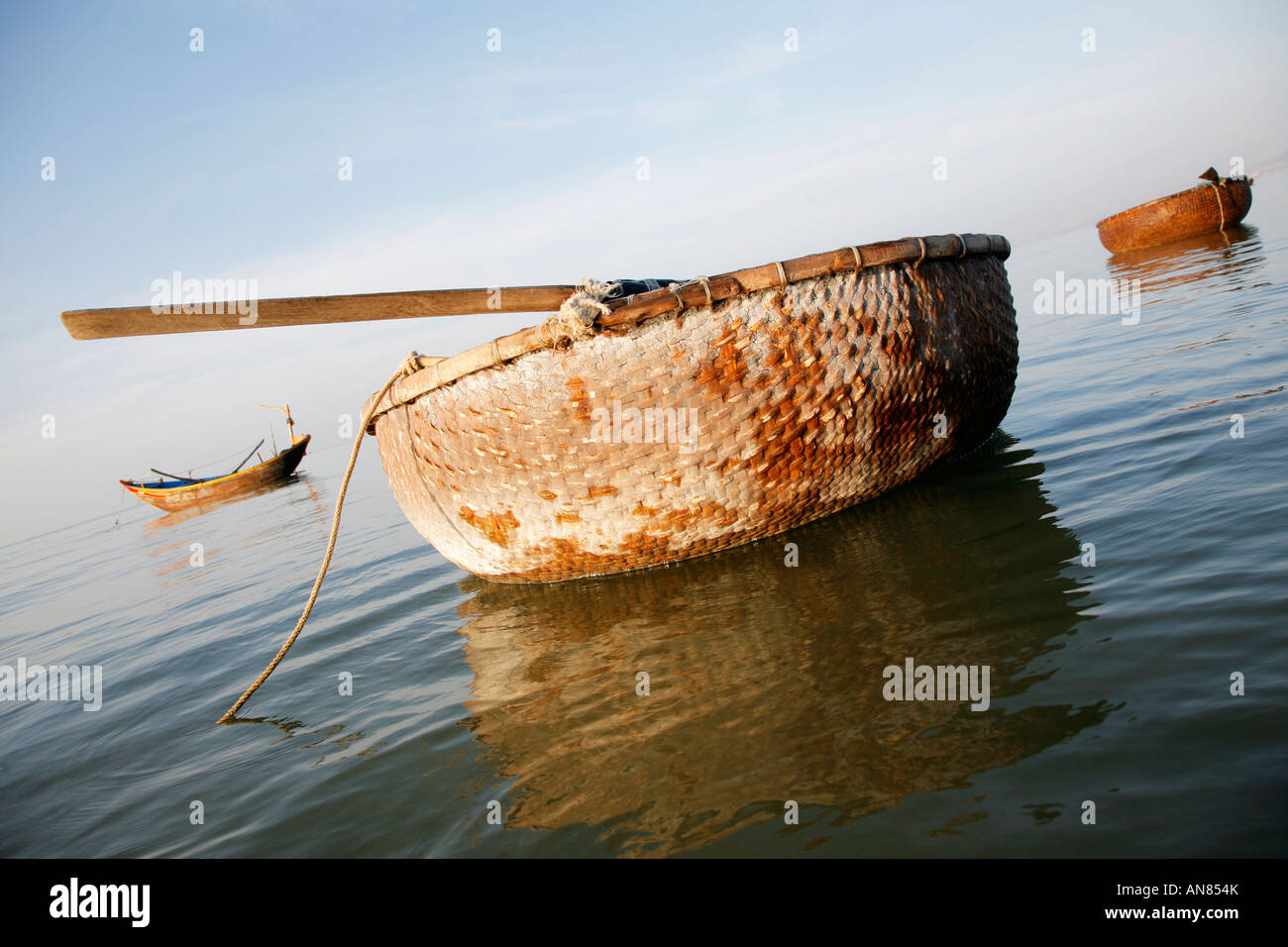 Water coracle hi-res stock photography and images - Alamy