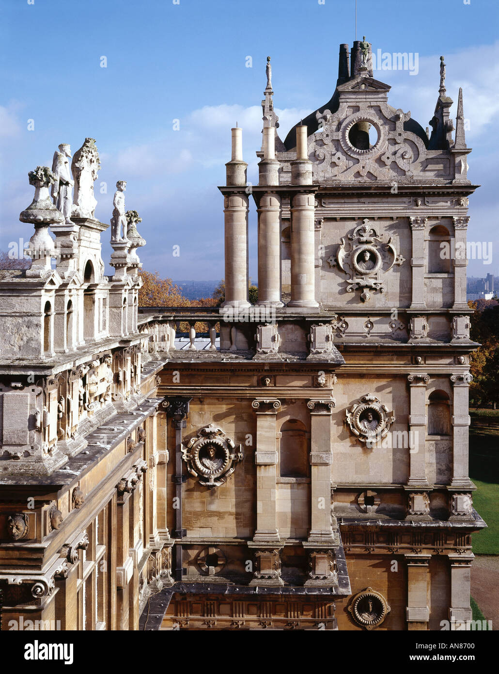 Architect robert smythson hi-res stock photography and images - Alamy